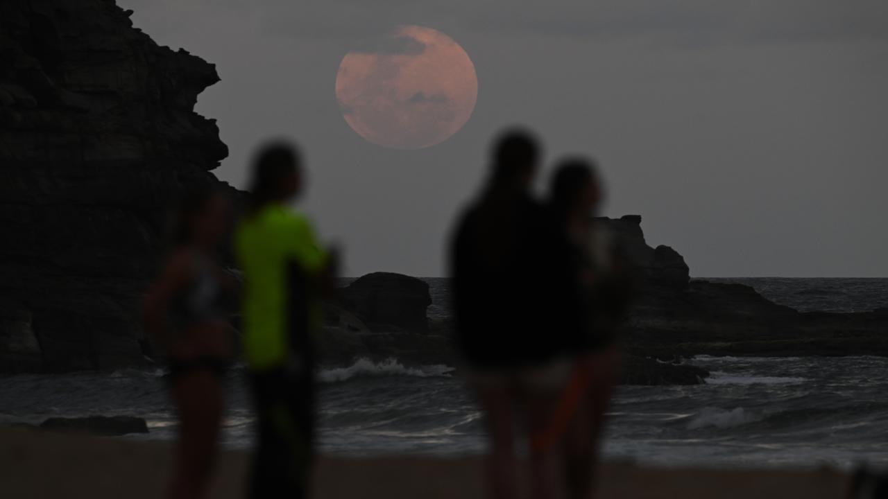 Blushing moon lights up Australian skies | Kalkine Media
