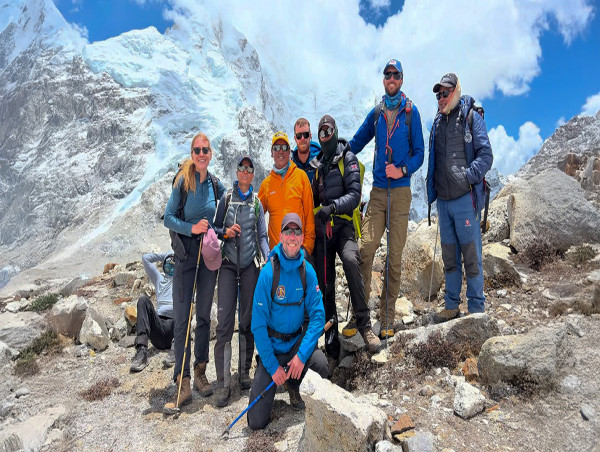 British Army Reservists to Attempt Historic Everest Summit with Iqarus ...