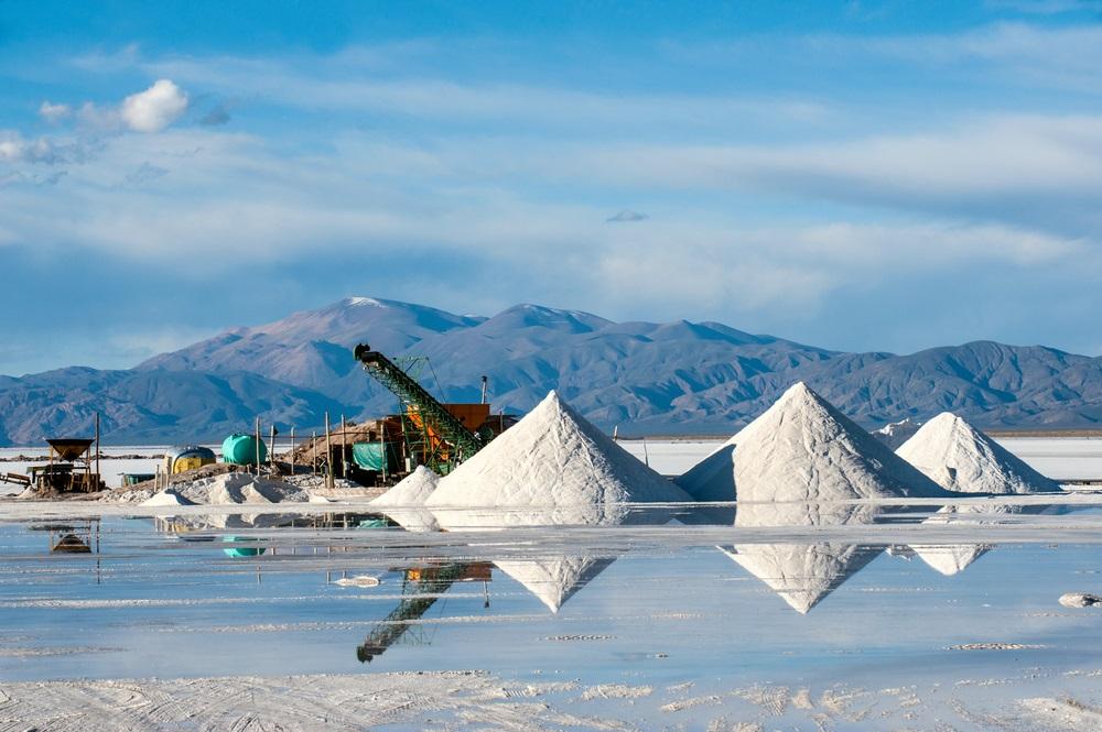 Is Pilbara Minerals (ASX:PLS) Leading Lithium's Surprise Comeback?