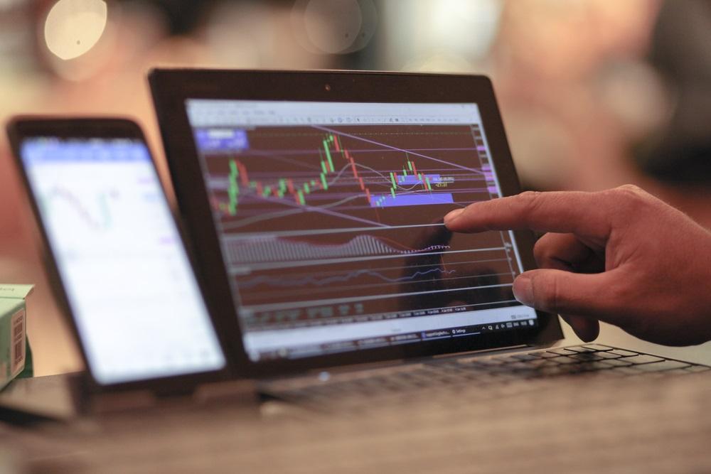 Woodside Energy vs BHP: Which ASX Dividend Stock Shines?