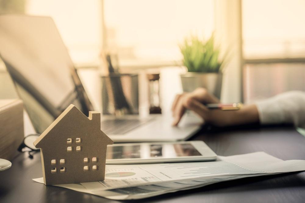 Tower Real Estate Names Draw Focus Amid Rate Backdrop