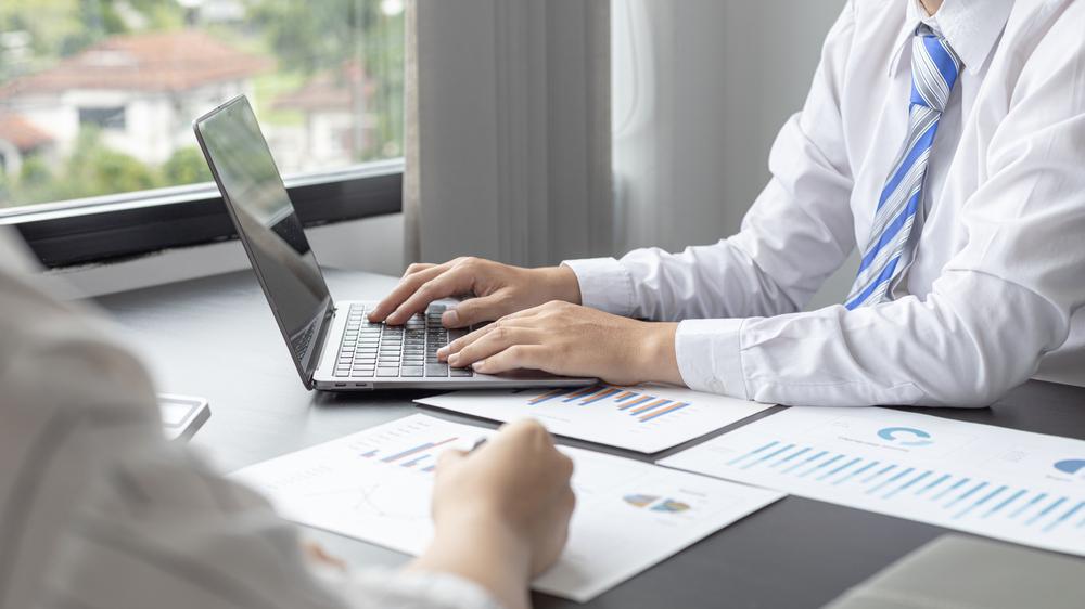 Direct Purchase Plan: A Convenient Route for First-Time Investors