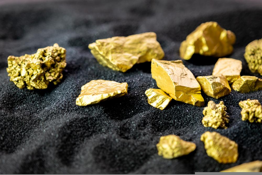 How To Invest In Gold From The UK: A Complete Guide To Bullion, ETFs ...