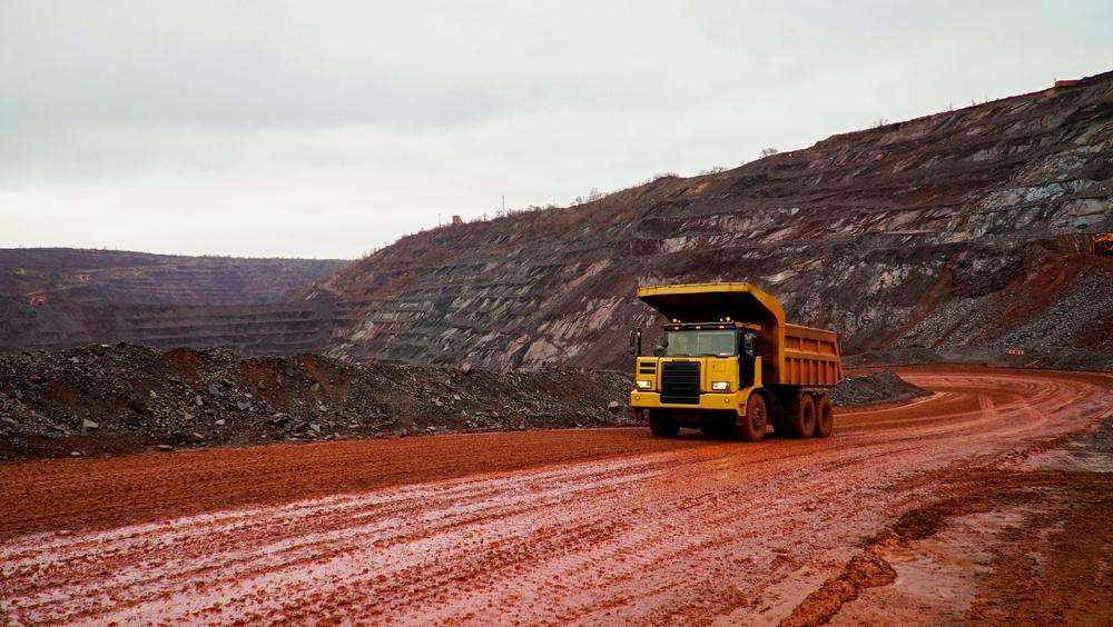 Why Is AbraSilver Advancing Copper-Gold Targets in TSXV Mining?