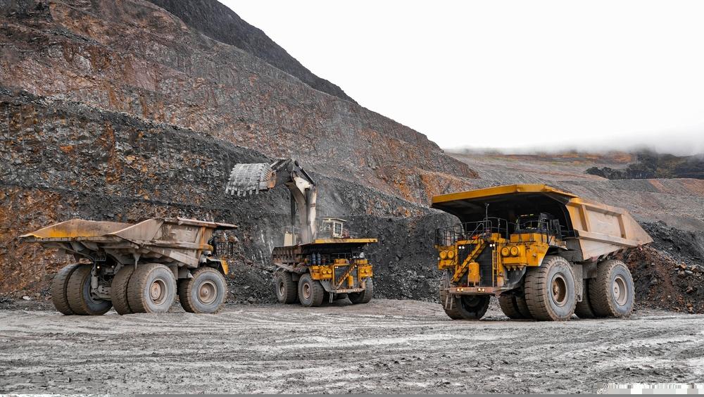 Fortescue (ASX:FMG) Expands Into Copper, Critical Minerals