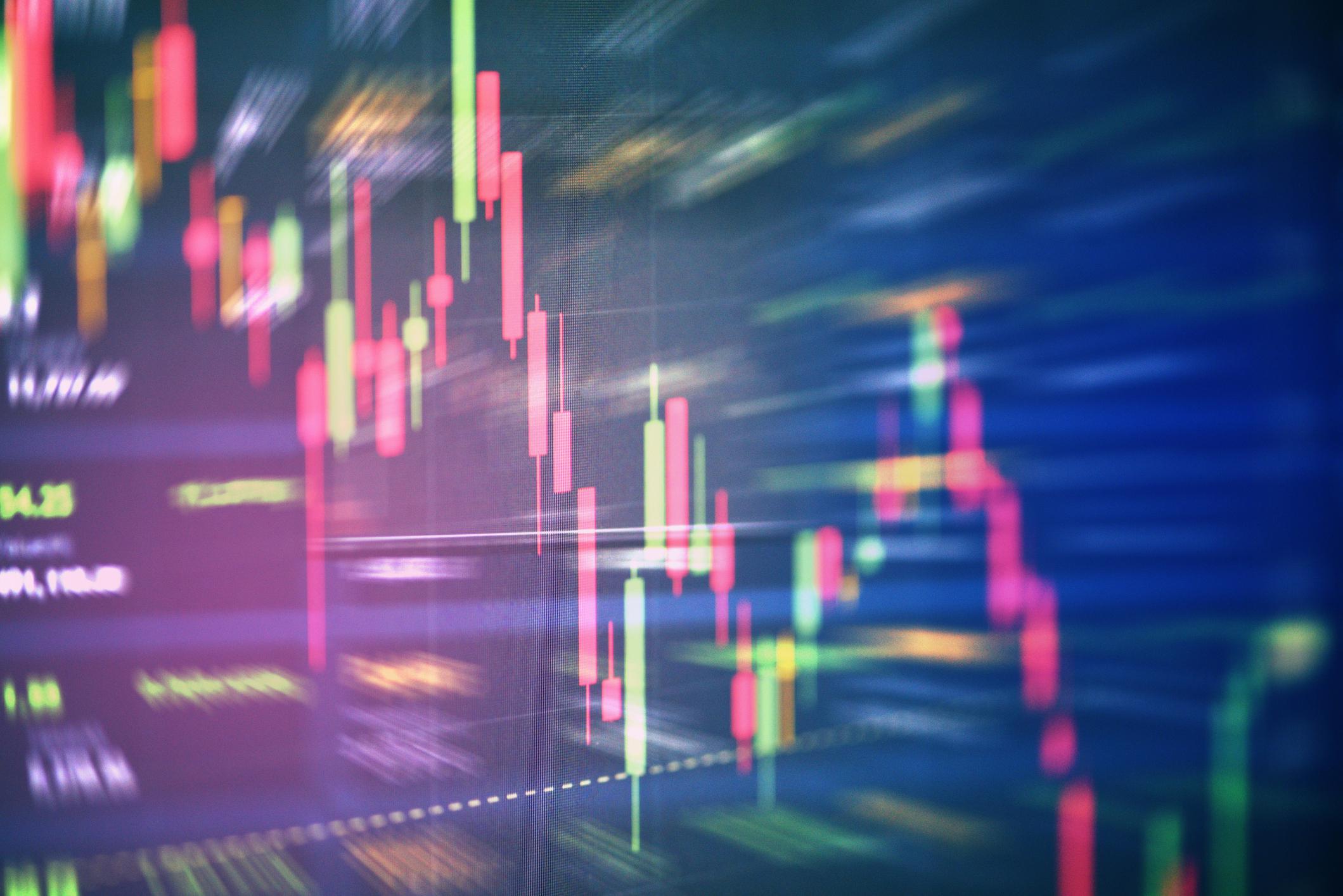 CM and BNS falling amid selloff: Time to buy and hold TSX bank stocks?